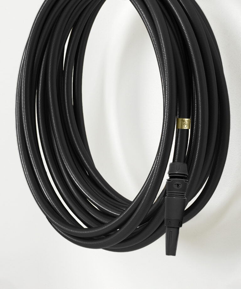 Colored Garden Hoses - Add design to your HOUSE FACADE