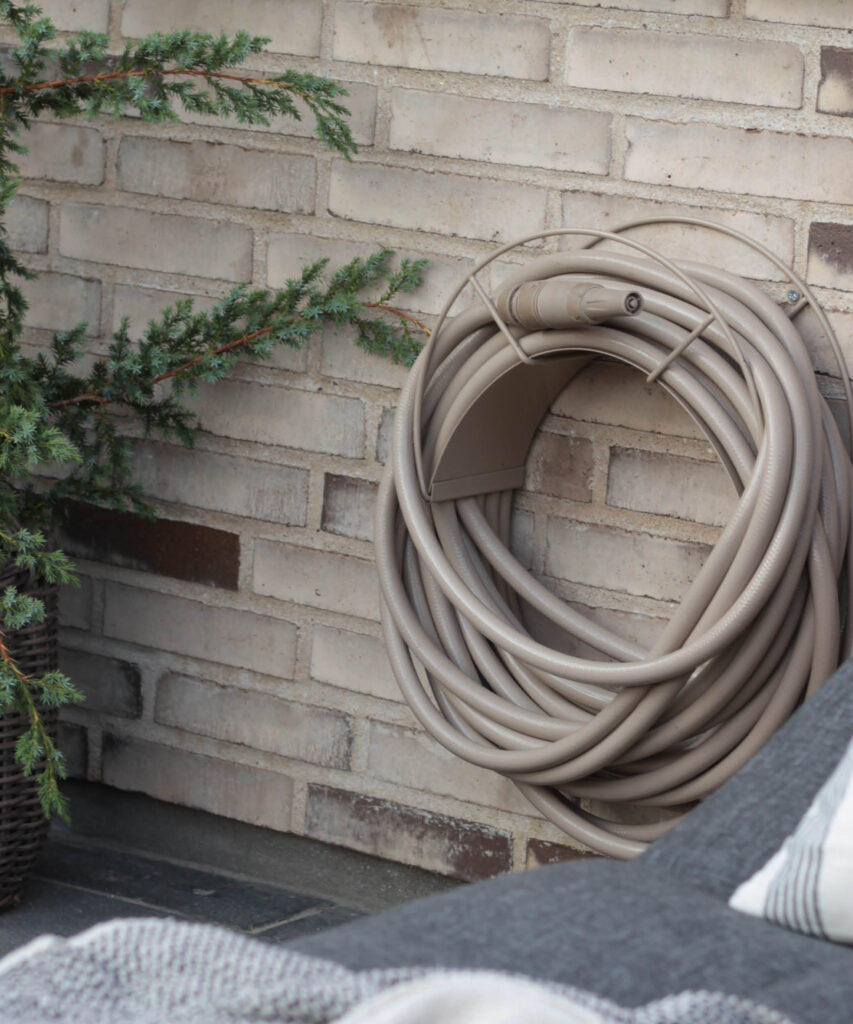 Colored Garden Hose Kits that make your home look its best